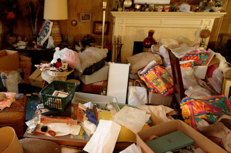 Hoarding Cleanup in Chicago - Remediatrix